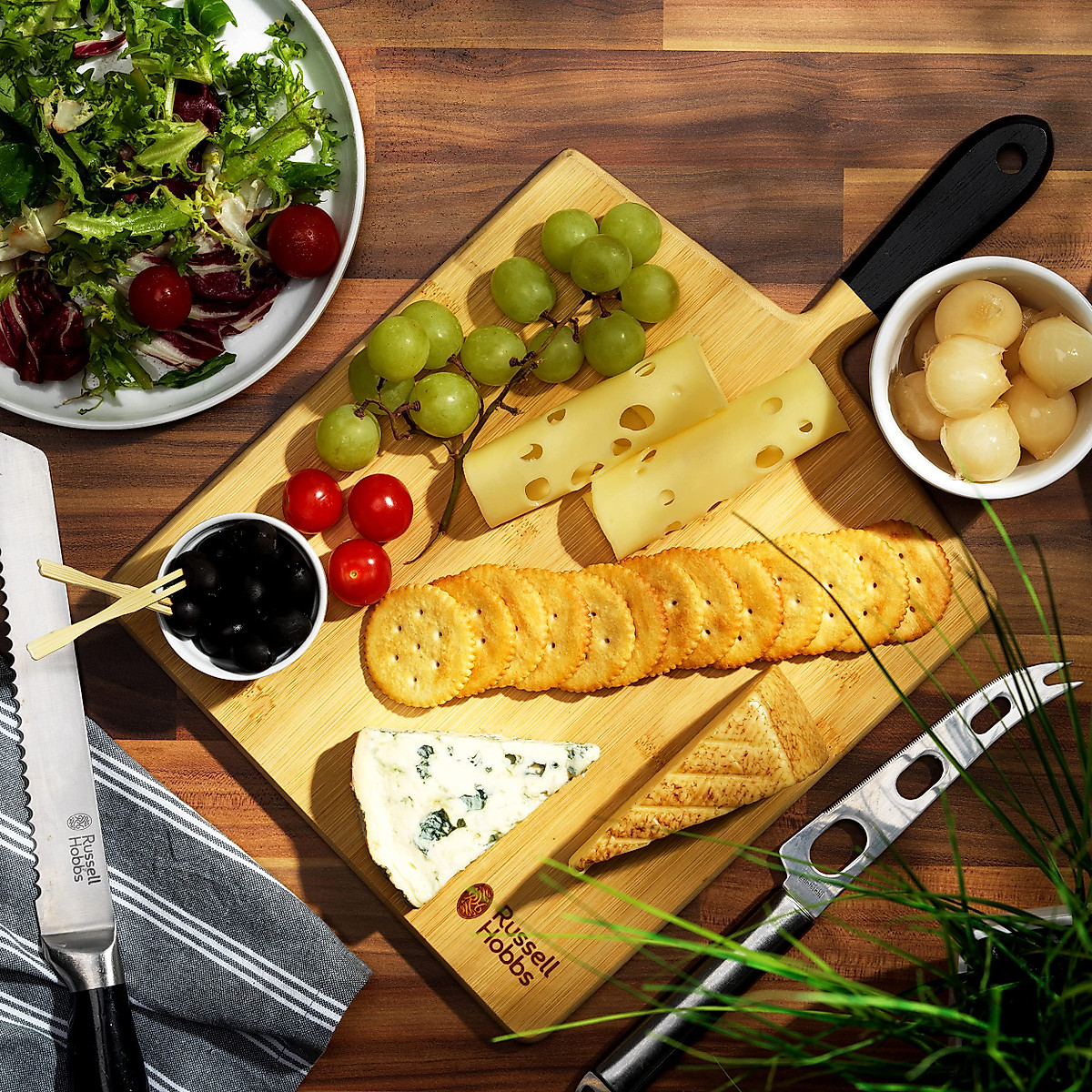 Russell Hobbs RH01692BEU7 Opulence Chopping and Serving Board, Bamboo, Black Painted Handle, Strong and Durable, 40cm Board, Ideal for Charcuterie Platters, Meats, Fruit, Cheese and Crackers