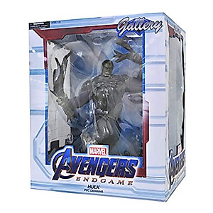 DIAMOND SELECT TOYS Marvel Gallery: Avengers Endgame Tracksuit Hulk PVC Figure