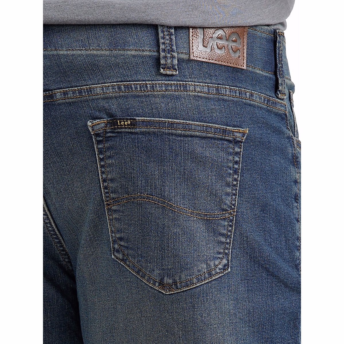 Lee Men's Big & Tall Extreme Motion Relaxed Straight Jean Maverick 46W x 32L