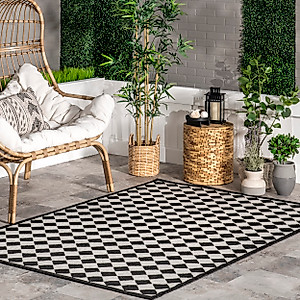 nuLOOM Myka Checkered Indoor/Outdoor Area Rug, 4' x 6', Black and White