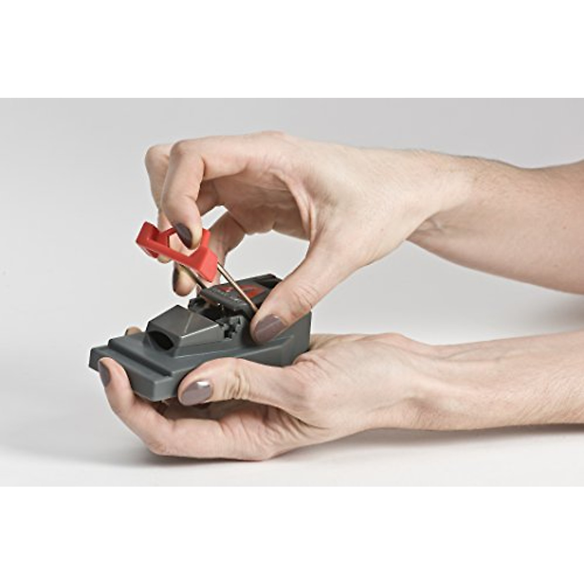 Victor Quick Kill Mouse Trap (Pack of 12 traps) Easy to Set mouse trap