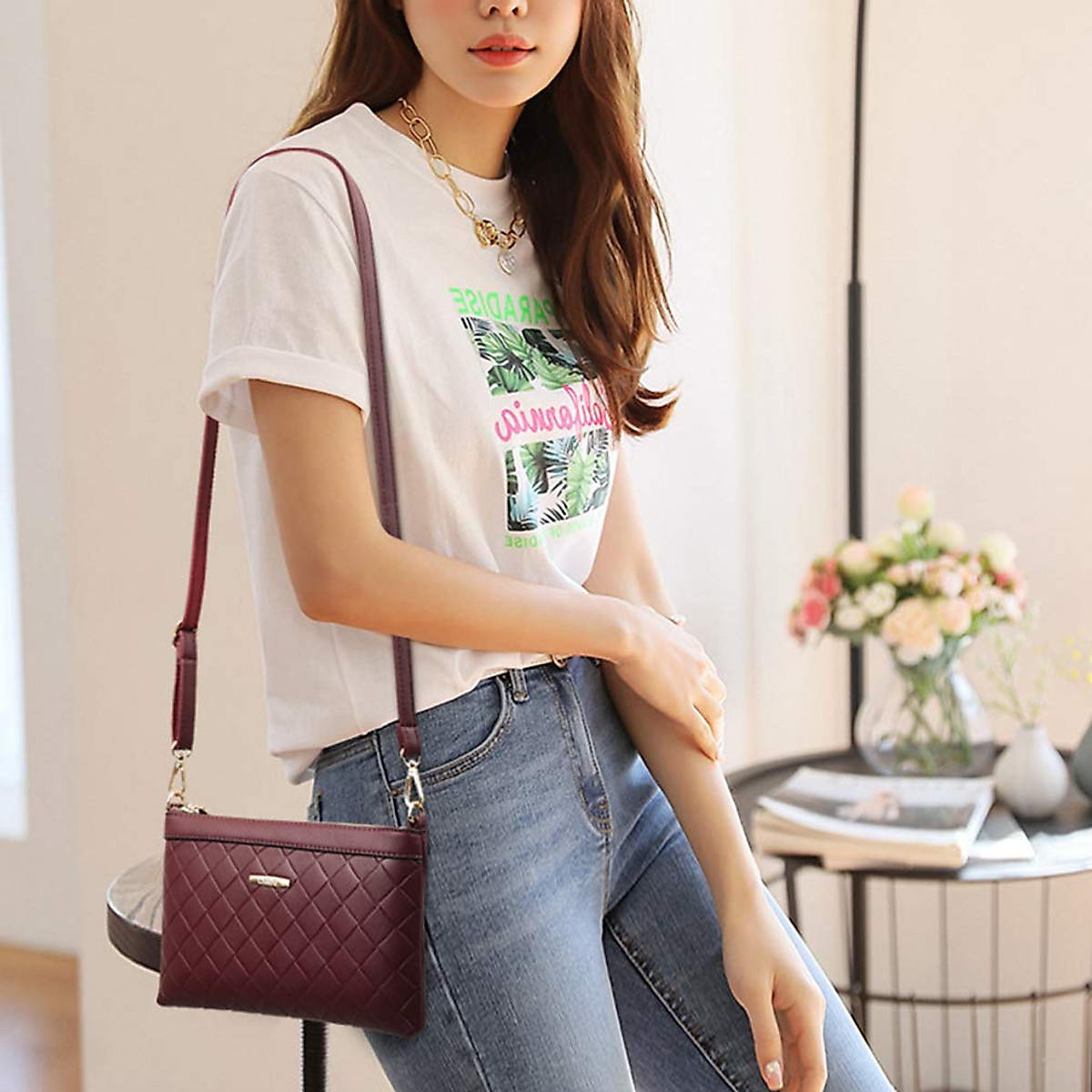 Sunshinejing Small Crossbody Bag for Women Leather Shoulder Bag Lightweight Cell Phone Wallet Wristlet Purse (Burgundy)