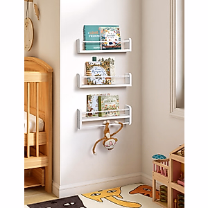 Maxpeuvon Nursery Bookshelves Set of 3, Natural Wood Nursery Floating Shelves Wall Mount Storage Shelf with Towel Bar Hainging Bookshelf for Kids Room Bedroom Nursery Decor