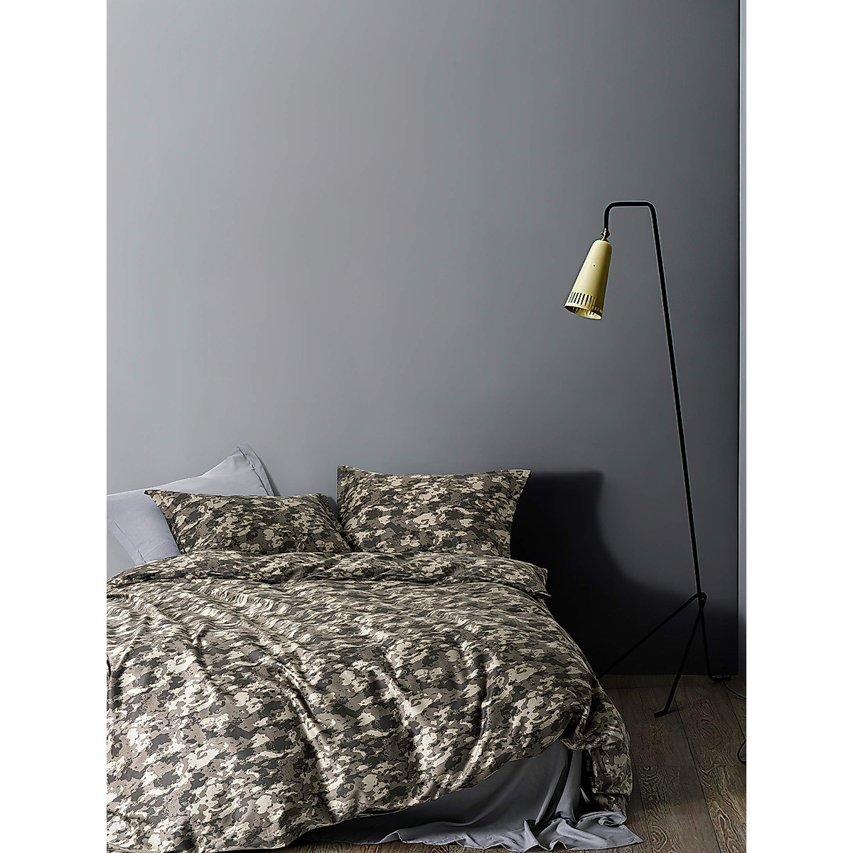 Eikei Camouflage Bedding Duvet Cover Set 100% Cotton Militarily Style Bedroom Inspired Army Minimalist Camo Campaign Green Khaki Olive (Camo, Queen)