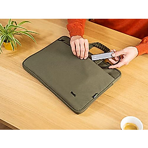 Trust 24191 Halyx Fast USB-C Hub and Card Reader, 3 Extra Ports, 5Gbps with USB 3.2 Gen 1, SD and Micro-SD Card Reader 104 MB/s, (Micro) SD, SDHC and SDXC up to 2 TB