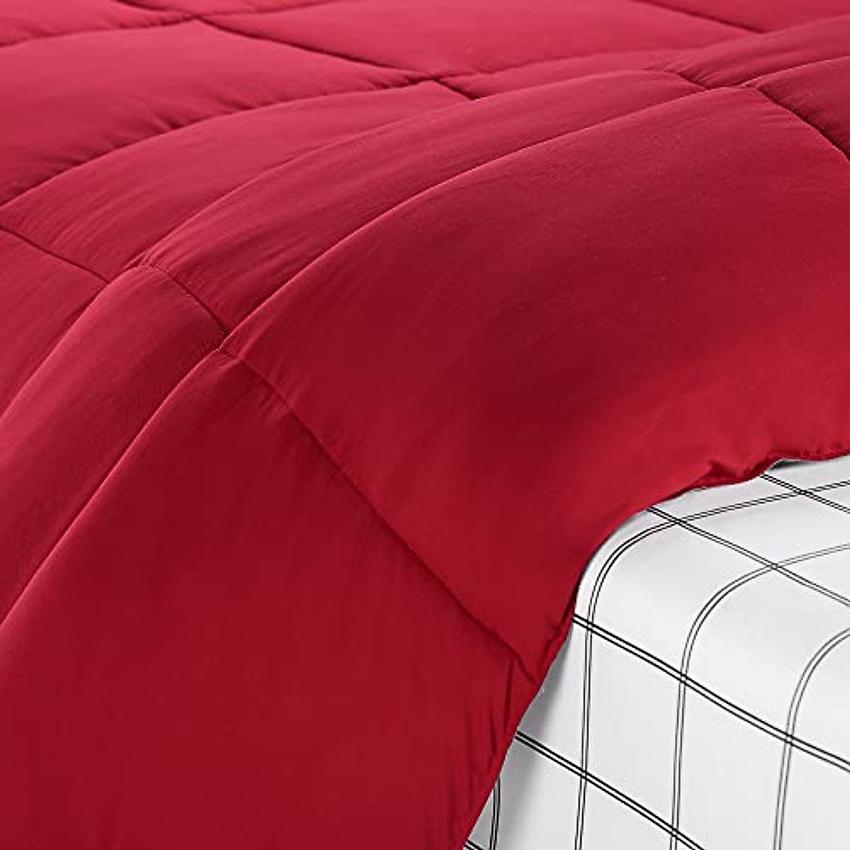Serta Simply Clean Complete 7 Piece Hypoallergenic Reversible Bed in a Bag with Sheets and Pillow Cases for All Season, Queen, Red/Grey