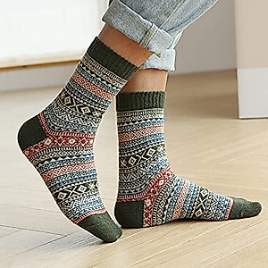 KLFG 5 Pairs Mens Thermal Nordic Socks Warm Socks, Retro Ethnic Style Woolen Socks, Hiking Trekking Crew Cute Socks (Style D)
