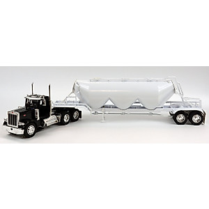 New-Ray Toys 1:32 Scale Peterbilt 379 with Pneumatic Trailer