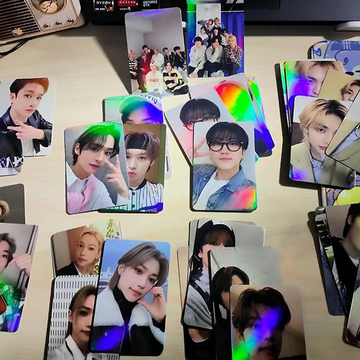 PYAJUU Stray Kids Laser Photocard 50pcs Stray Kids Laser Card Kpop Stray Kids LOMO Cards Kpop Straykids 5-Strar Album Card Stray Kids Photo Cards 5-Star Postcard Gift for Fans Daugher