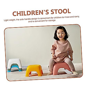 Garneck Plastic Stool Toilet Step Stool Children Stools Step Stool Childs Portable Squatting Stool Potty Step Stool Small Step Ladder Shoe Changing Stool Non Slip Footstool Pink