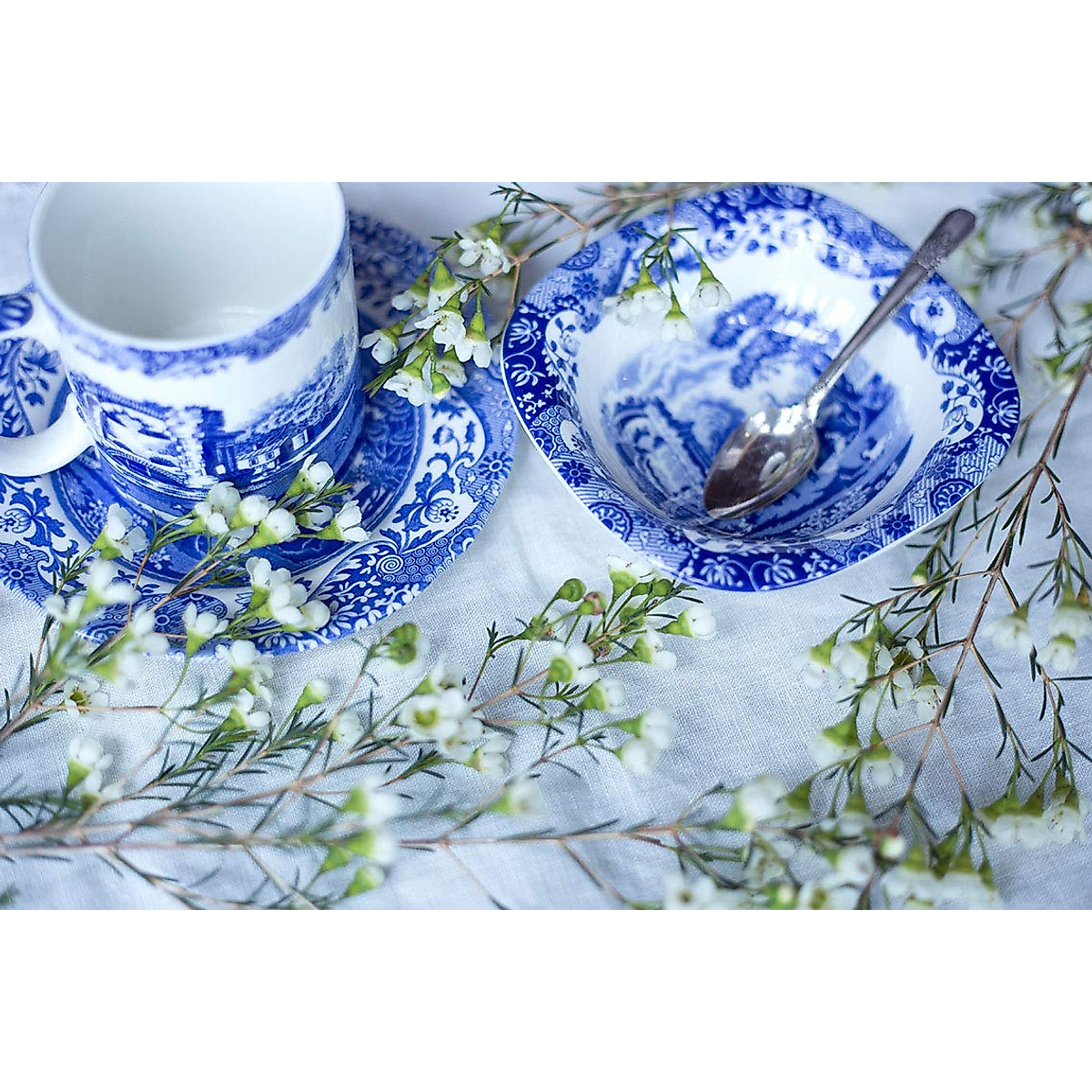 Spode Blue Italian Collection Dip Dishes | Set of 3 Mini Dipping Bowls for Serving Sauces and Side Dishes | Made of Fine Porcelain | Dishwasher and Microwave Safe | Blue/White