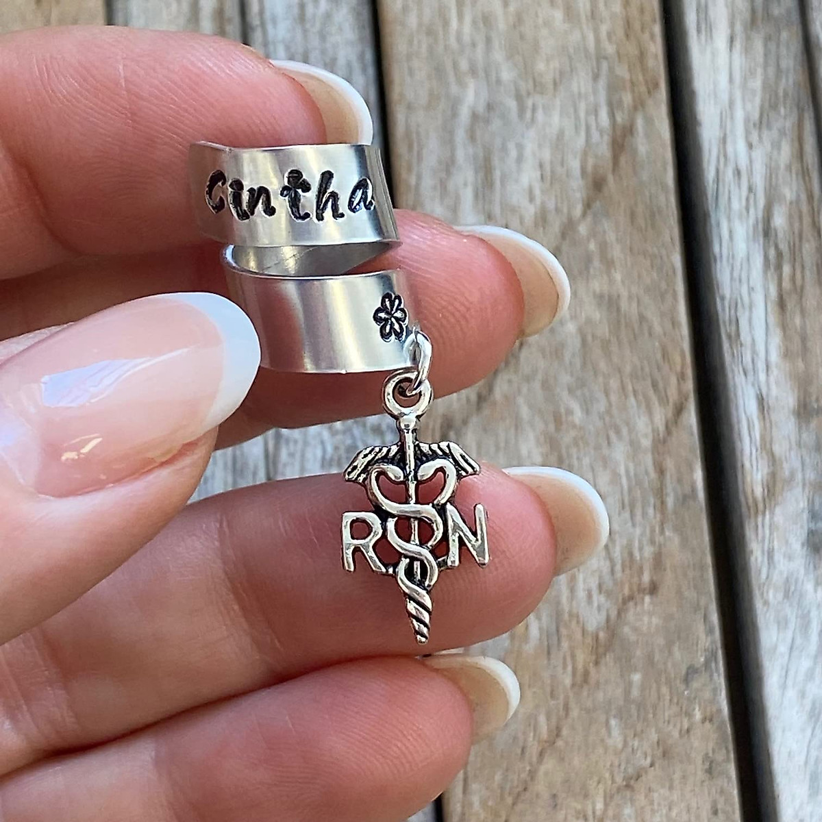 Carrie Clover Stethoscope Name Tag, Stethoscope ID Tag with charm, Stethoscope Charm, Stethoscope Name Tag, Nurse Appreciation Gift, Nurse Graduation Gift, Pinning Ceremony Health Professional gift