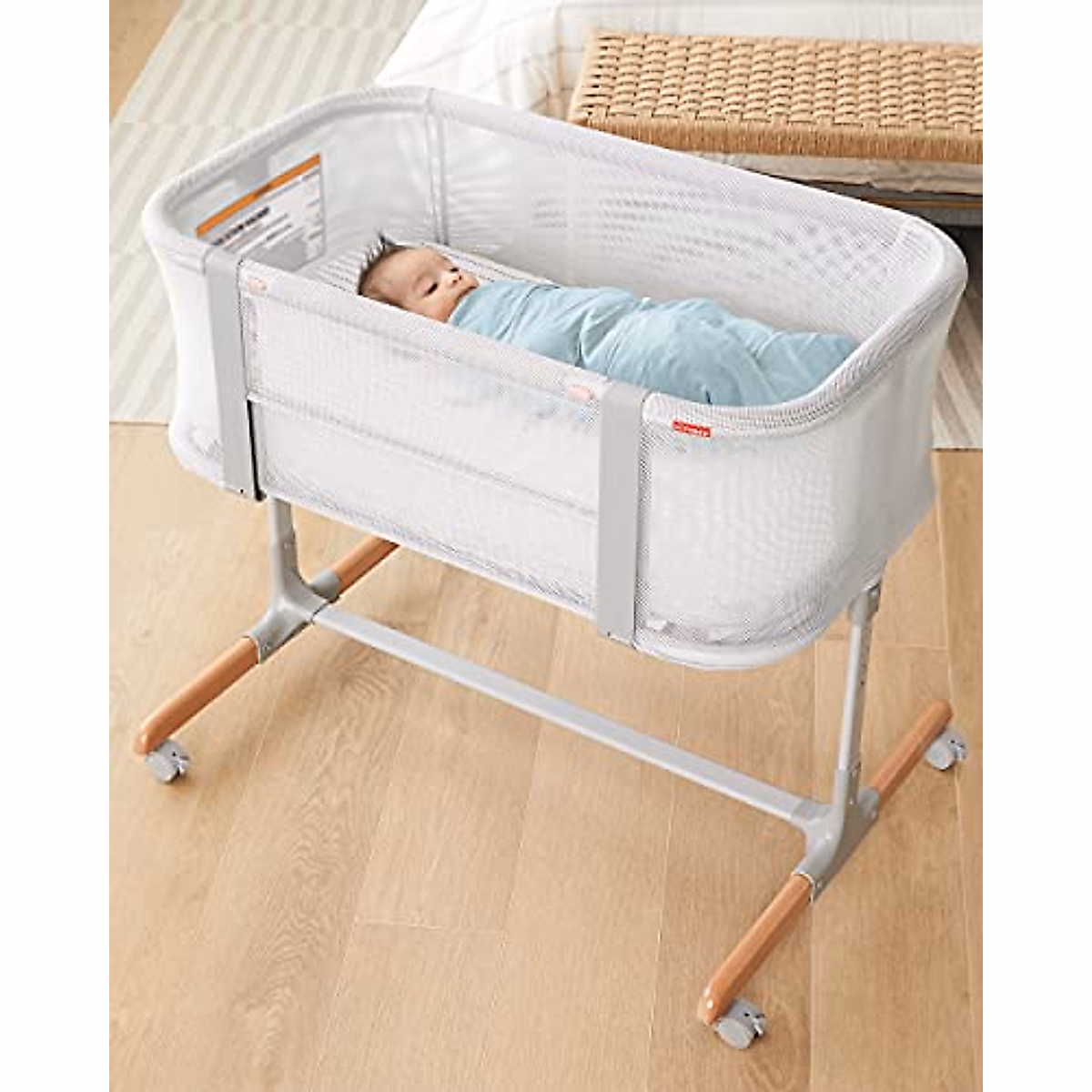 Skip Hop Baby Bassinet, Cozy Up 2-in-1 Bedside Sleeper & Bassinet, Grey