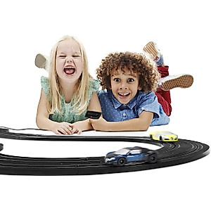 Scalextric Micro Hyper-Cars Race Slot Car Set (1: 64 Scale)