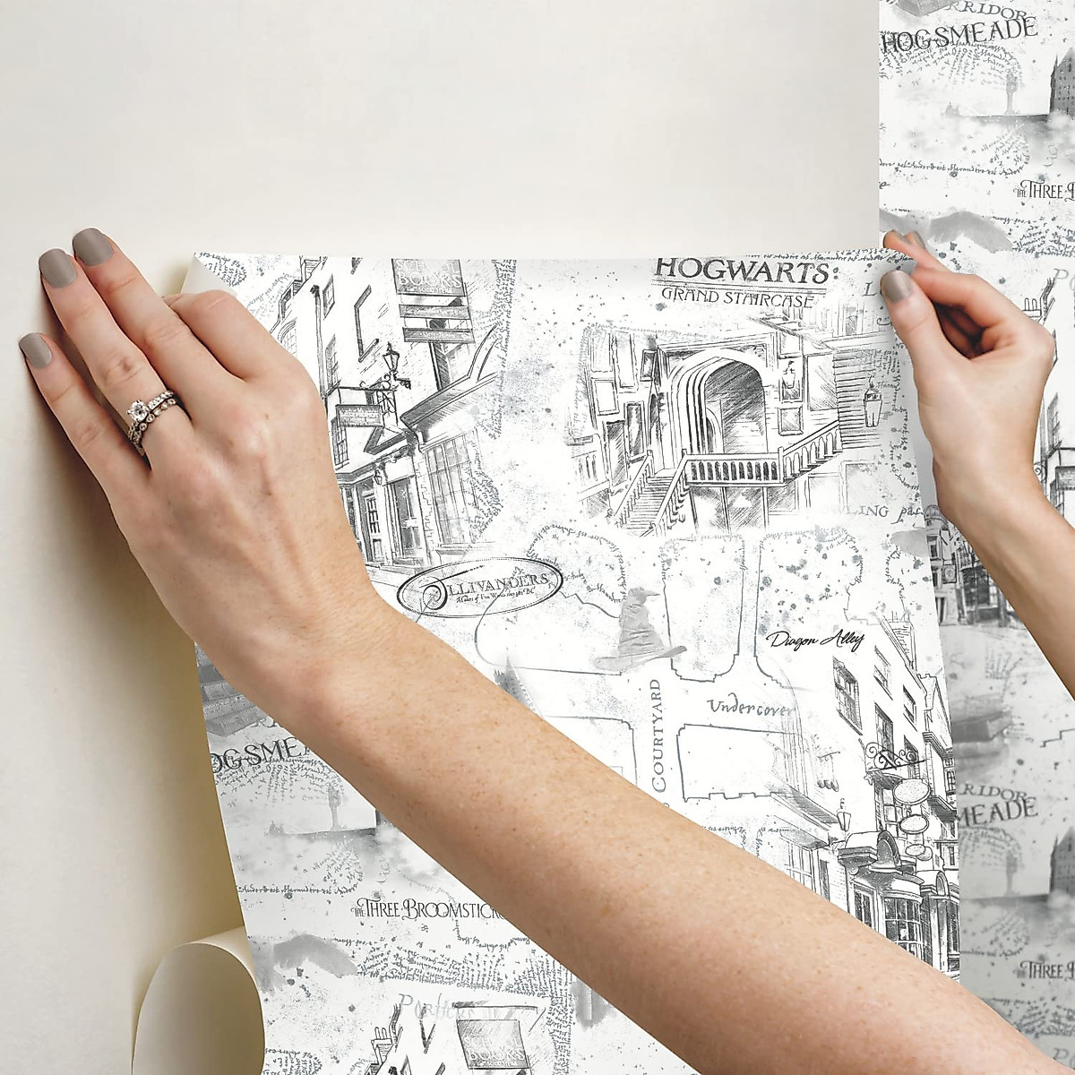 RoomMates RMK12353PL Harry Potter Map Peel and Stick Wallpaper, White, 30 Sq Ft
