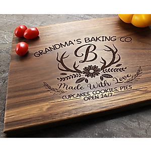 Personalized Mom Cutting Board Gift For Mom Grrandmother Custom Mothers Day Cutting Boards for Women