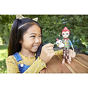 Mattel Enchantimals Redward Rooster Doll with Clunk Figure, 6-inch Small Doll with Removable Shirt & Accessories