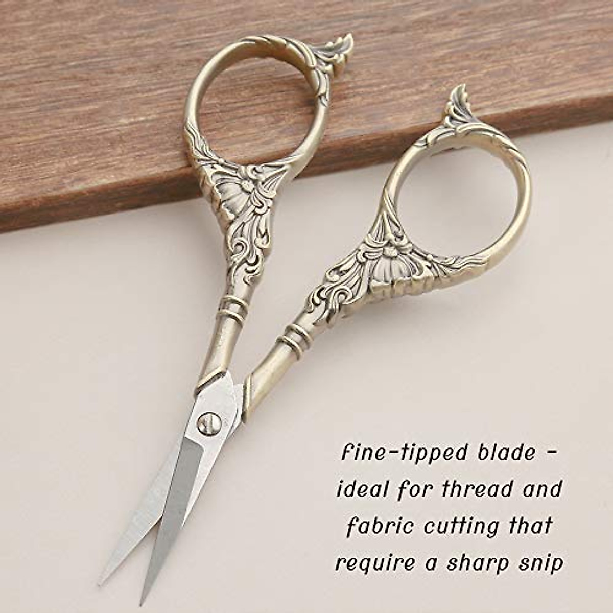 Embroidery Scissors Kits, Stainless Steel Safety Scissors, Threader with Needle Bottle, Metal Floss Bobbin, Awl, Thimble for Sewing,Cutting,Art Work,Embroidery,Needlework (Green patina)