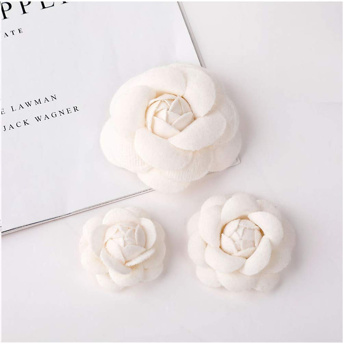 Happyyami Flower Brooches Set 20 Pieces Handmade Woolen Decor for Clothing Shoes Hat Elegant Flower Centerpieces