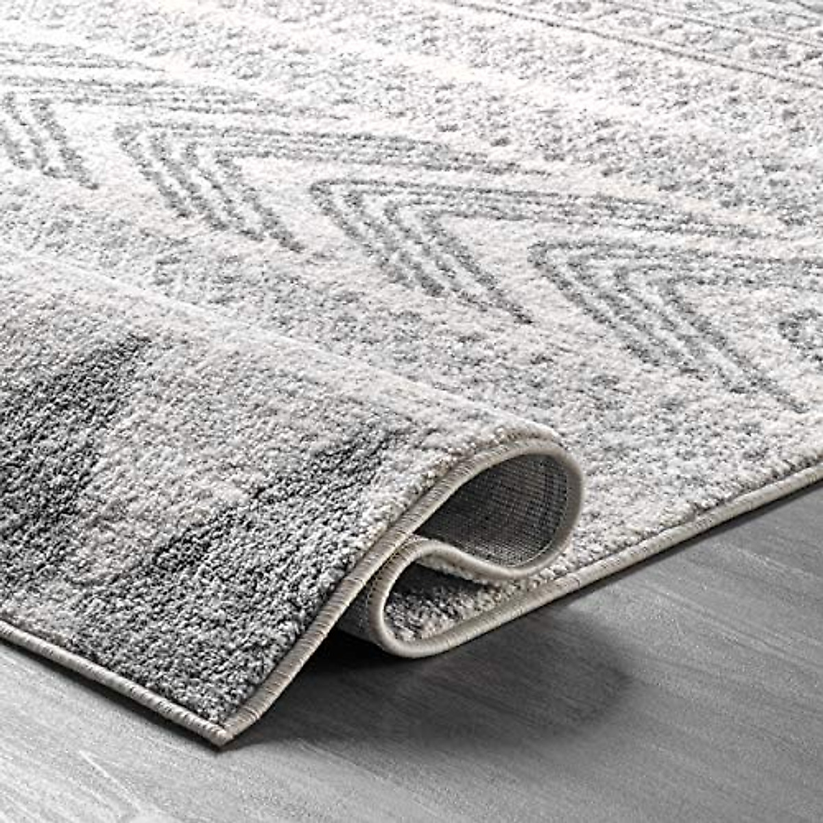 nuLOOM Shaina Tribal Area Rug, 5' x 7' 5", Grey