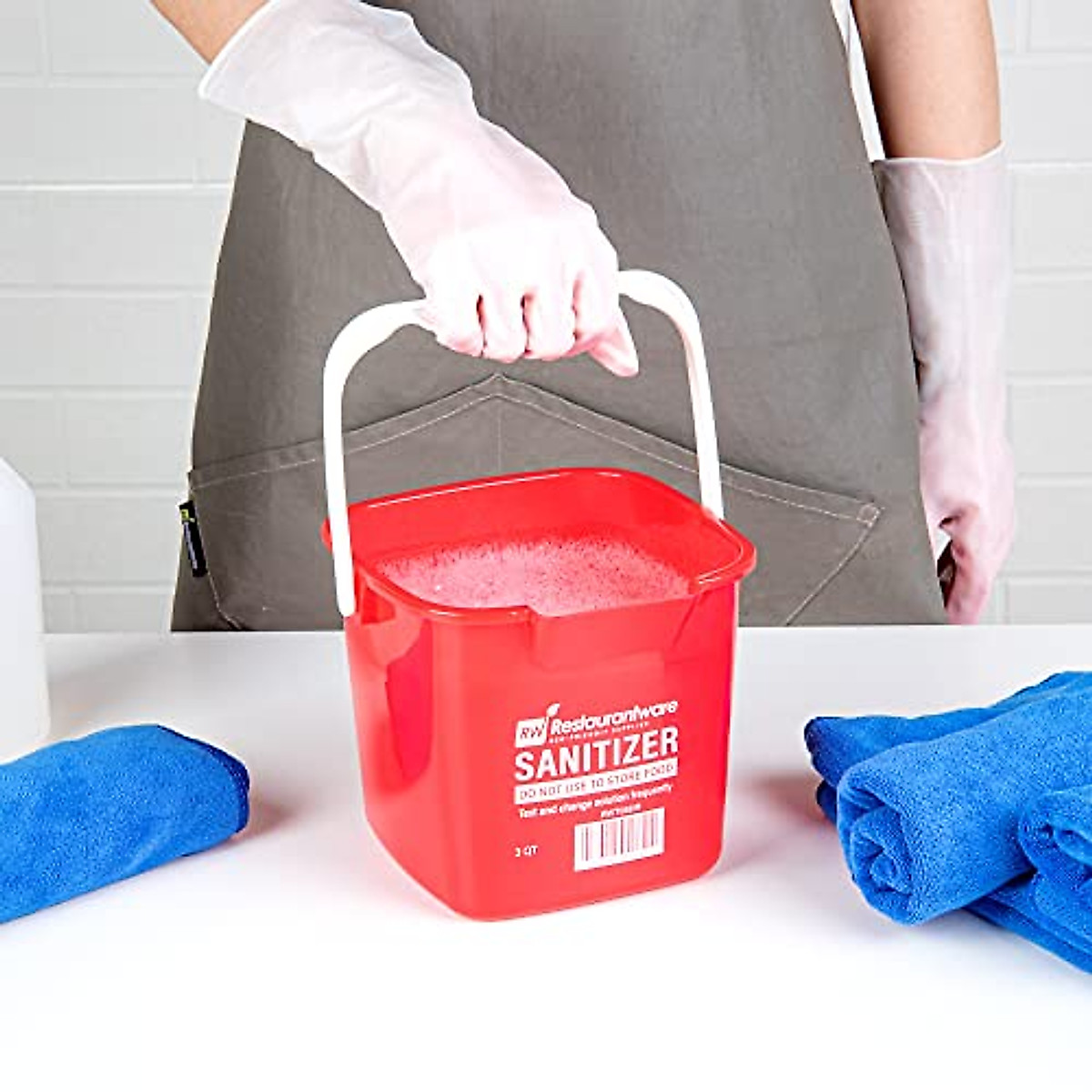 Restaurantware Clean 3 Quart Cleaning Bucket, 1 Detergent Square Bucket - With Measurements, Built-In Spout & Handle, Red Plastic Utility Bucket, For Home Or Commercial Use