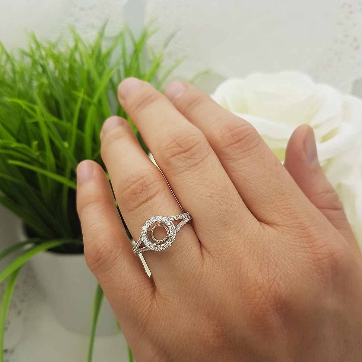 Dazzlingrock Collection 0.45 Carat (ctw) Round White Diamond Split Shank Semi Mount Engagement Ring for Her in 14K White Gold Size 5.5