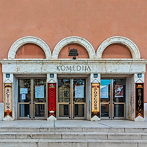 Blulu 4 Pcs Movie Night Porch Sign Now Showing Banner Movie Theme Paty Decoration Movie Vintage Theater Popcorn Enjoy Action Movies Hanging Porch Sign for Home Film Backdrop Party Supply