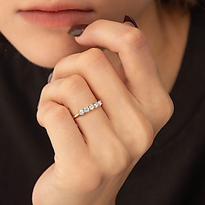 SMILEST 5 Stone Moissanite Wedding Band for Women, D Color VVS1 Clarity Lab Created Diamond Eternity Rings 18K White Gold Plated 925 Sterling Silver Round Cut Moissanite Anniversary Rings for Women