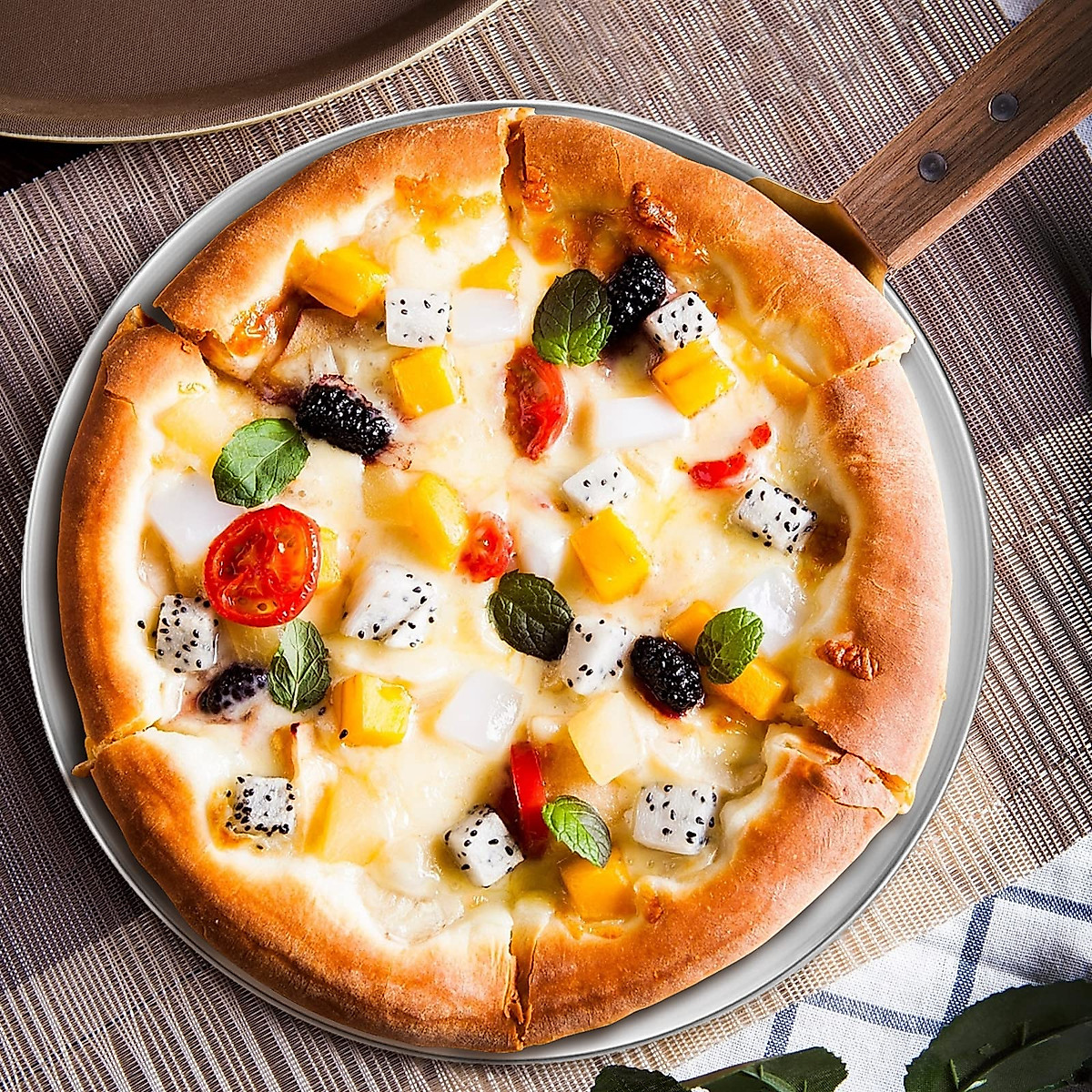 Deedro Pizza Baking Pan Pizza Sheet, 10 inch Stainless Steel Pizza Tray Round Pizza Oven Pan for Home Restaurant Pizzeria, Nontoxic & Heavy Duty, Easy Clean & Dishwasher Safe, Set of 3