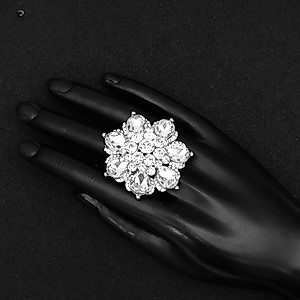 Chaoyite Flower Shape Crystal Cocktail Stretch Ring Party Prom Floral Statement Elastic Ring for Women