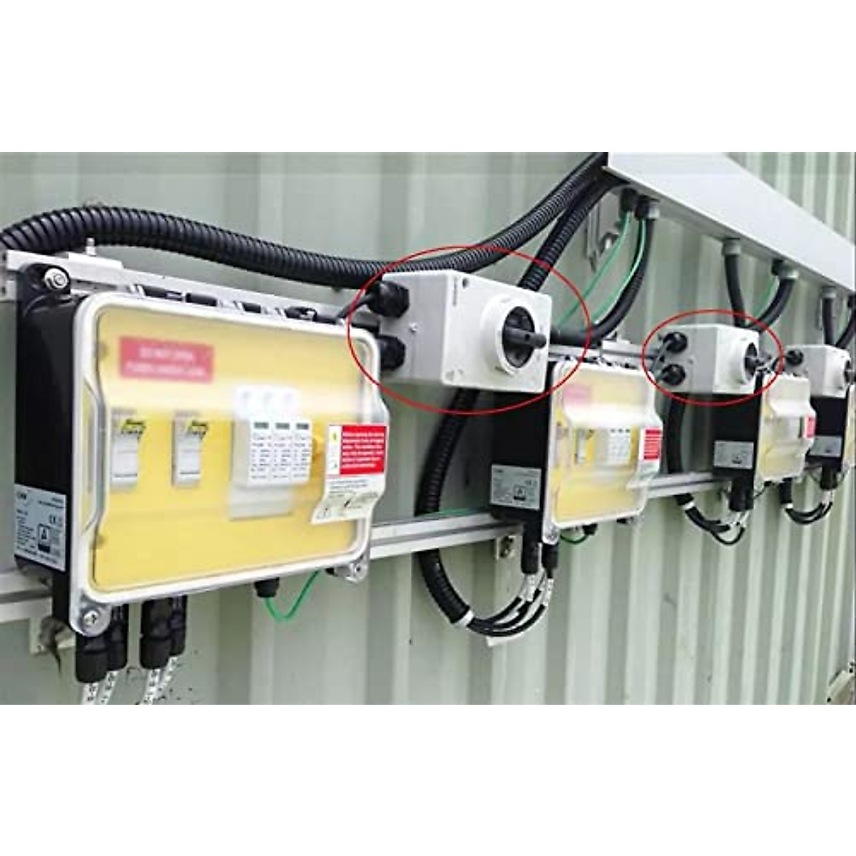 VEVEL 1 PCS Solar Electrical Isolator Switch 1000V DC Isolator Switch with 2 Pairs Solar Connectors for Solar Power System