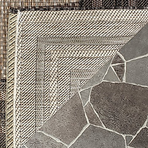 SAFAVIEH Courtyard Collection 4' x 5'7" Natural / Black CY8475 Indoor/ Outdoor Waterproof Easy-Cleaning Patio Backyard Mudroom Accent-Rug