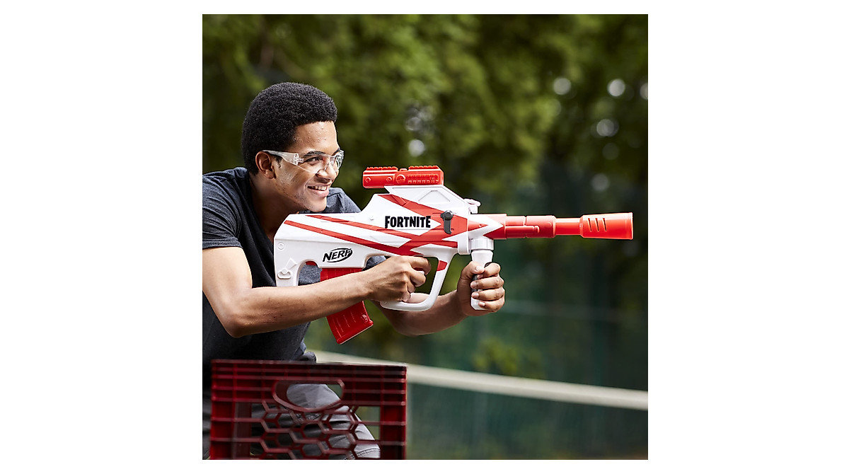 Nerf Fortnite B-AR Blaster - Motorized Dart Action
