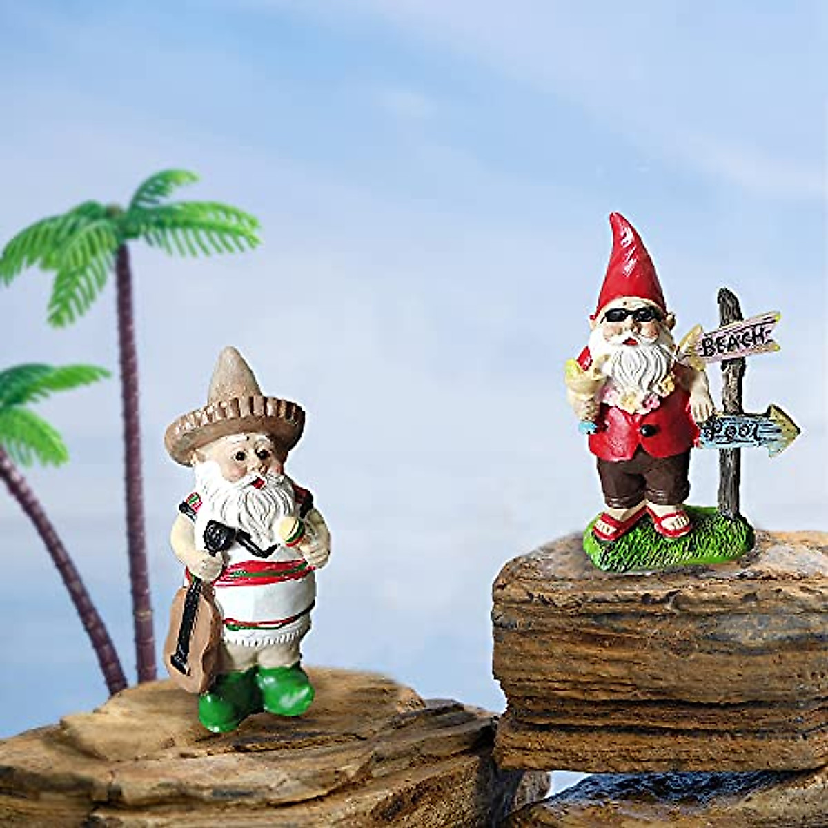 JIUMO Miniature Garden Gnome Fairy Garden Gnome Figurines Beach Gnome Figurines Outdoor Small Garden Gnomes Accessories Gnomes with Coconut Tree