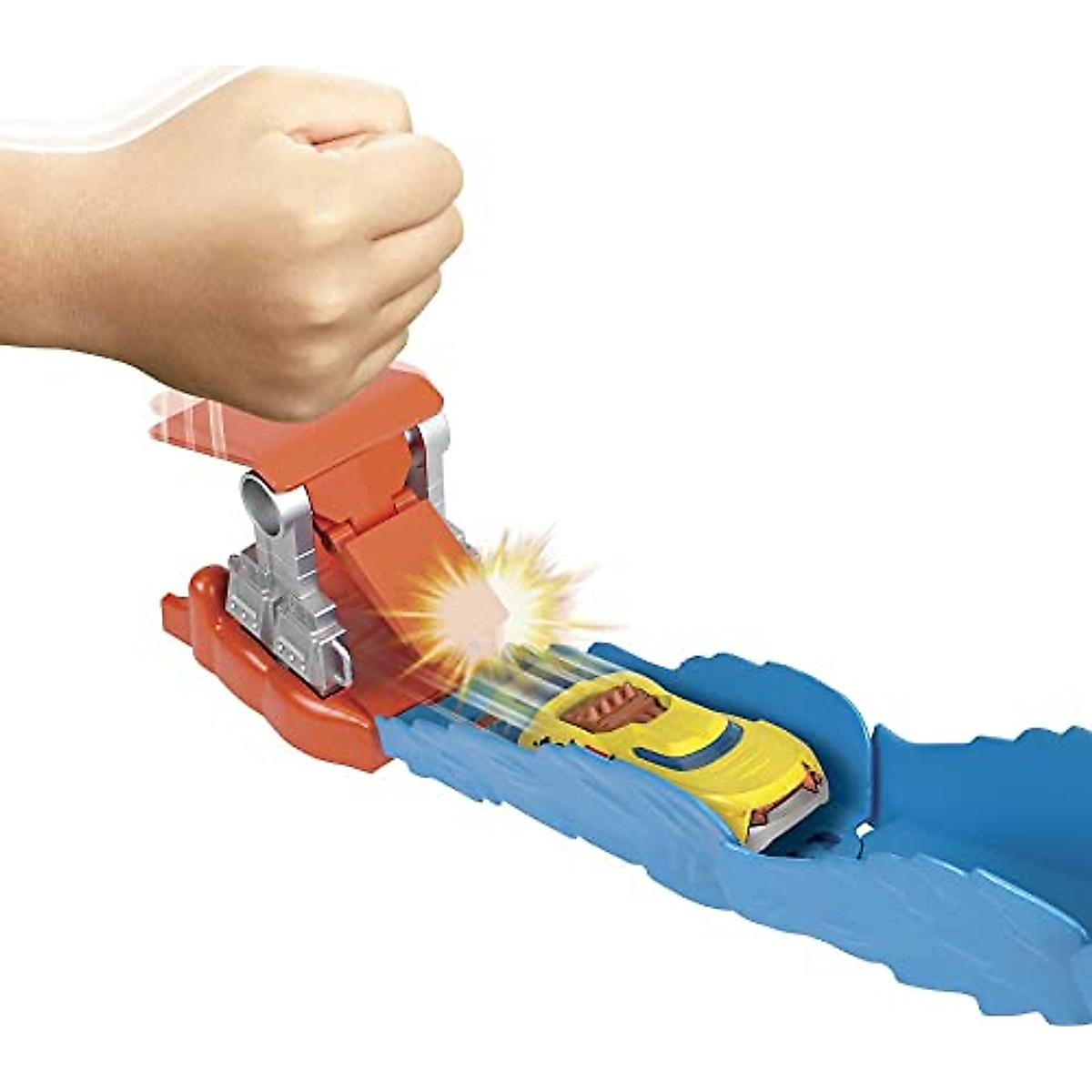 Hot Wheels Toy Car Track Set City Wreck & Ride Gorilla with 1:64 Scale Car, 3.3-Ft Long Track, Connects to Other Sets