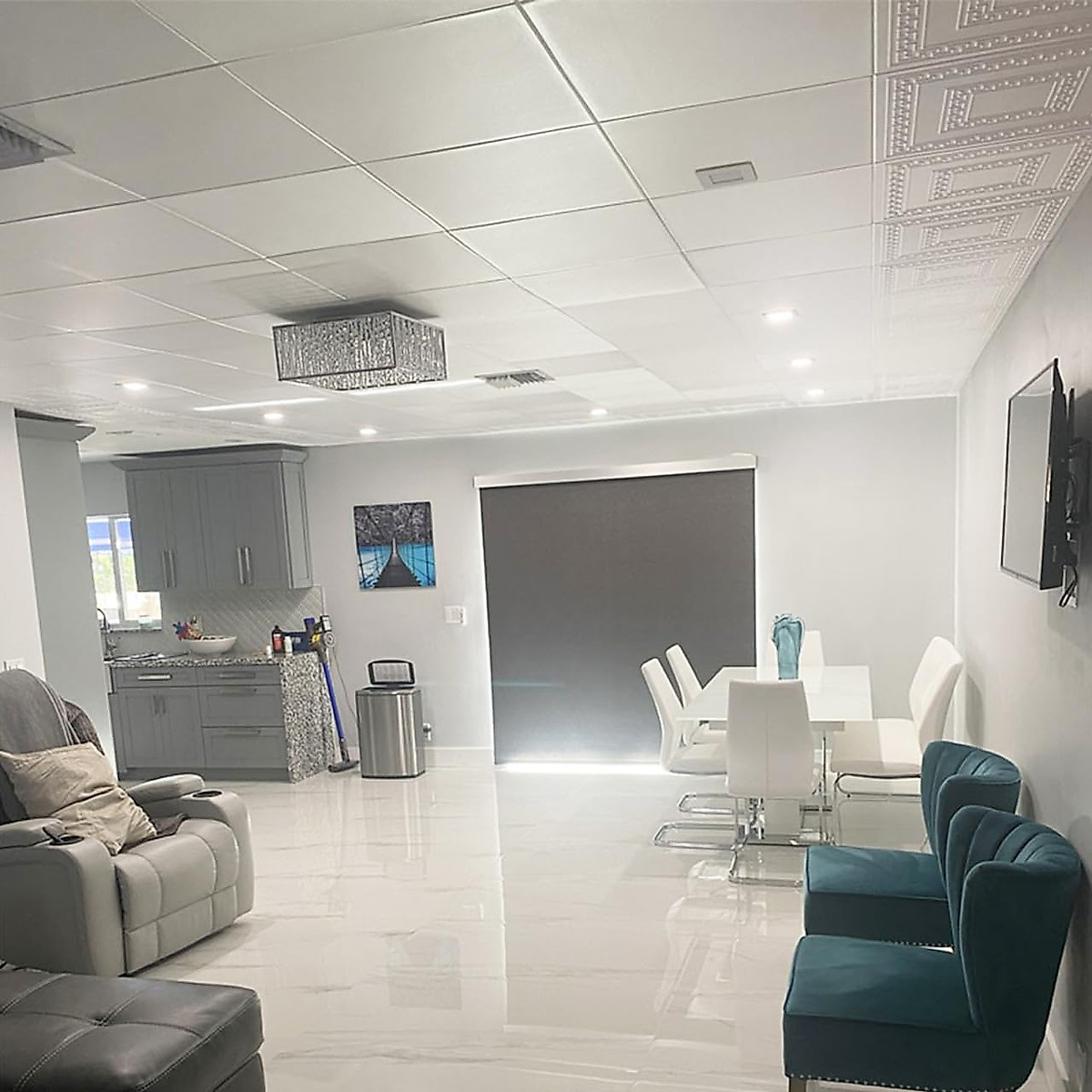 A La Maison Ceilings R22 Basic Foam Glue-up Ceiling Tile (129.6 sq. ft./Case) Pack of 48, Ultra Pure White - Satin (Behr)