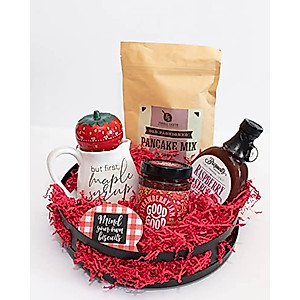 MagicWater Supply Soft & Thin Cut Crinkle Paper Shred Filler (1/2 LB) for Gift Wrapping & Basket Filling - Red