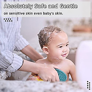 FREATECH Silicone Body Scrubber - Dual-sided Bath Shower Loofah Body Cleansing Brush for Gentle Exfoliation and Massage, Hygienic and Easy to Clean, for Men, Women and Kids, All Skin Types, Green