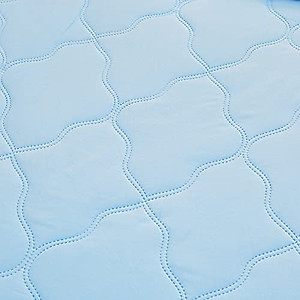 Down Alternative Toddler Quilt Comforter Super Soft Design for Baby Boys Girls, Breathable Quilted Crib for Winter Nap Sleeping Nursery Bed Light Blanket - 39”x59” Blue