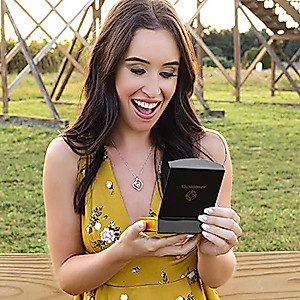 Aphrodite's Gifts for Daughters, To My Beautiful Daughter - Whenever You Feel Overwhelmed, Luxe Heart Necklace, Heart Necklaces for Women, Heart Necklace Gifts for Women, Daughter Gift from Mom, Dad Daughter Gifts