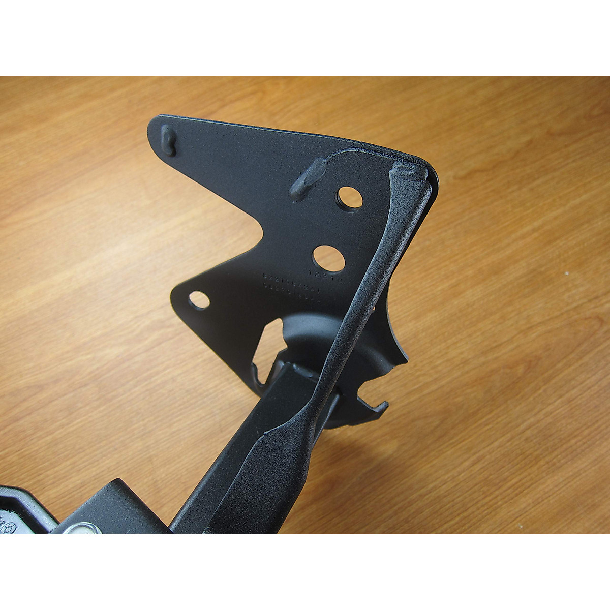 Mopar 2019 Ram 1500 DT (New Body Style) Rear Bed Step for Dual Exhaust Vehicles OEM