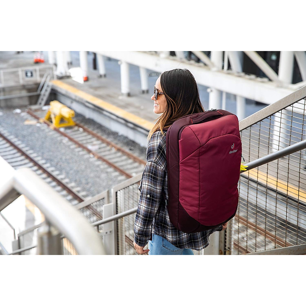 Deuter AViANT Carry on Pro 36 SL Women’s Travel Backpack - Denim/Arctic