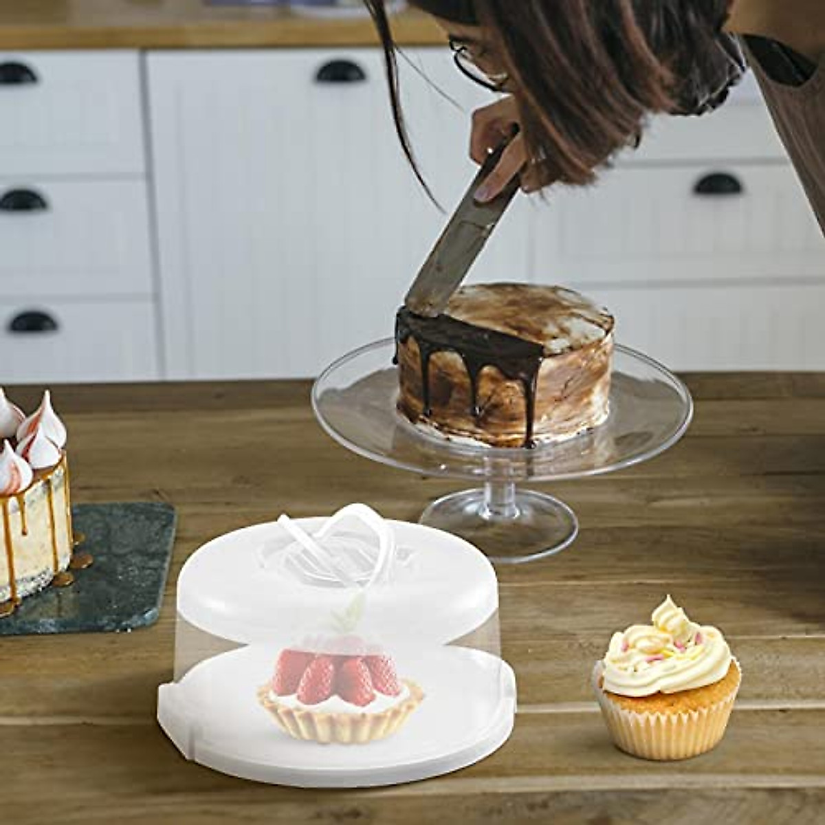 Cupcake Carrier with Lid, 6.1in lightweight Cupcake Carriers, Portable Plastc Cake Box, Cupcake Muffin Holder, Cake Storage Container, Heart Shape Silicone Cake Mold, Cake Stand for Transporting Cake