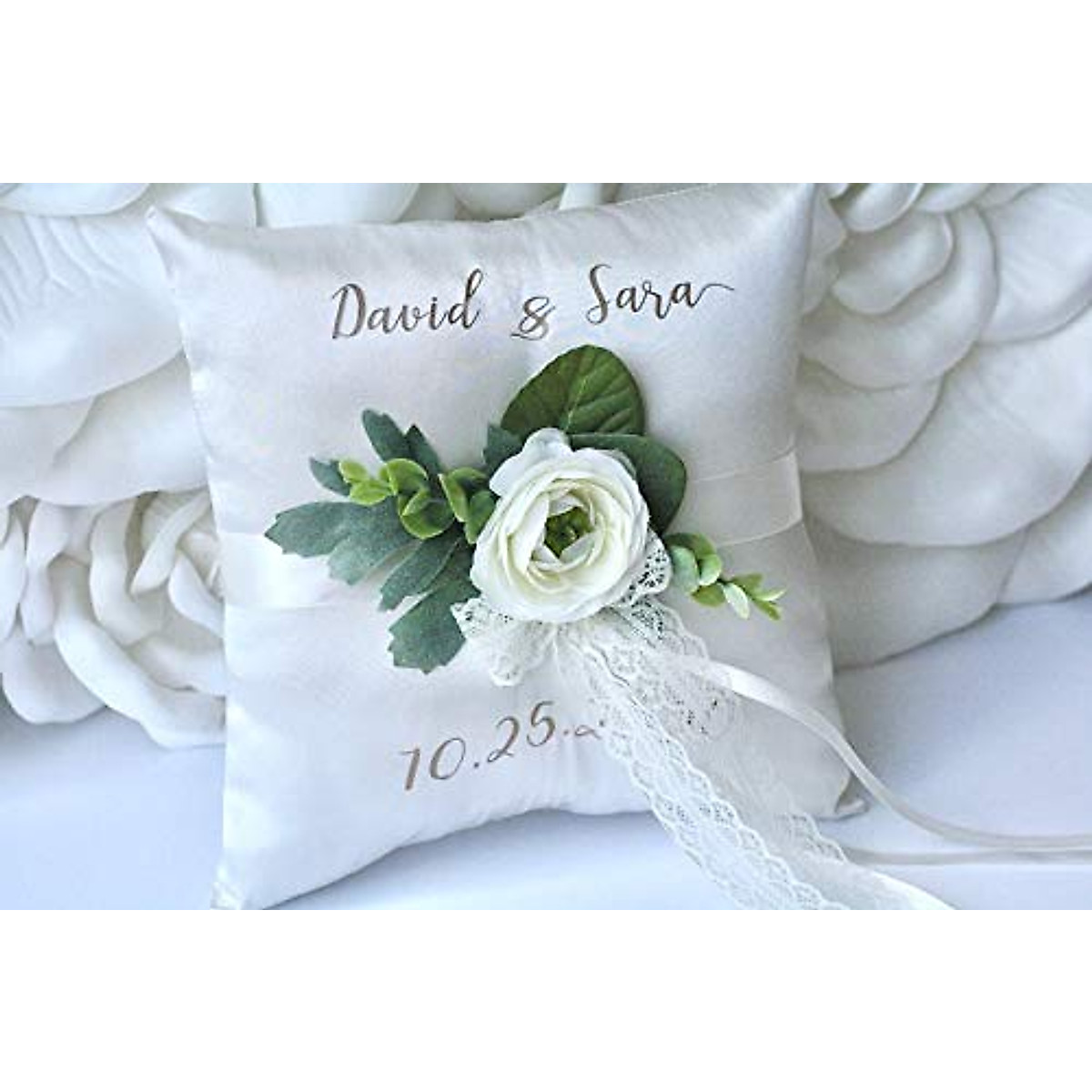 Willow Basket, Flower Girl Basket, Willow Flower Basket, Rustic Flower Girl Baskets, Decorated Basket, Wood Wedding Baskets, Flower Baskets (Pillow Personalized)