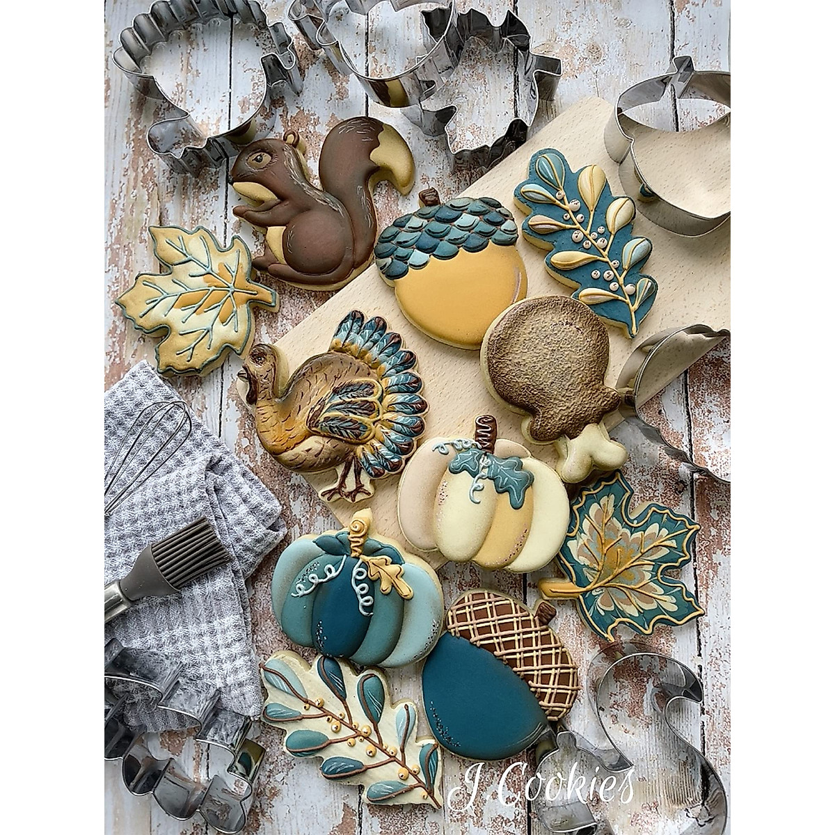 LILIAO Fall Thanksgiving Cookie Cutter Set, 7 Piece, Pumpkin, Turkey, Maple Leaf, Oak Leaf, Turkey Leg, Squirrel and Acorn Biscuit Cutters, Stainless Steel