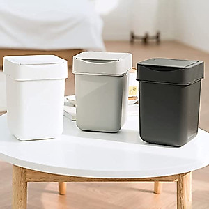 carrotez Mini Trash Can, Countertop Trash Can, 2 Liter/ 0.5 Gallon, Mini Wastebasket, Small Trash Can, Garbage Container Bin for Coffee Bar, Bathroom, Office, Countertop, Bedroom - Black