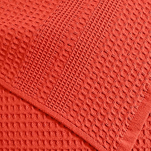 GILDEN TREE Waffle Towel Quick Dry Thin Exfoliating, 4 Pack Washcloths for Face Body, Classic Style (Coral)