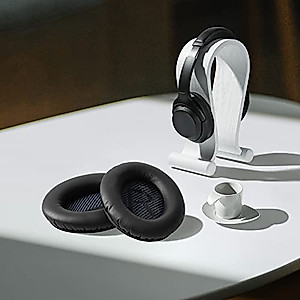 kwmobile Ear Pads Compatible with Bose Quietcomfort 35 35II 25 15 / QC35 QC35II QC25 QC15 Earpads - 2X Replacement for Headphones - Black