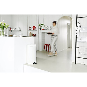 Brabantia Pedal Bin Silent - White - 40 Liter