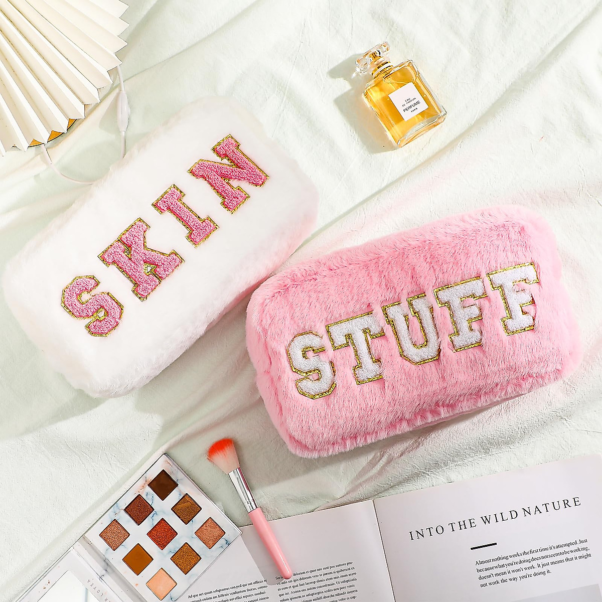 Chunful 2 Pcs Chenille Letter Makeup Bag Fluffy Cosmetics Bag with Zipper Large Preppy Patch Make up Bags Skin Stuff Bag Faux Fur Cosmetic Toiletry Bag for Women Gift(Pink, White)